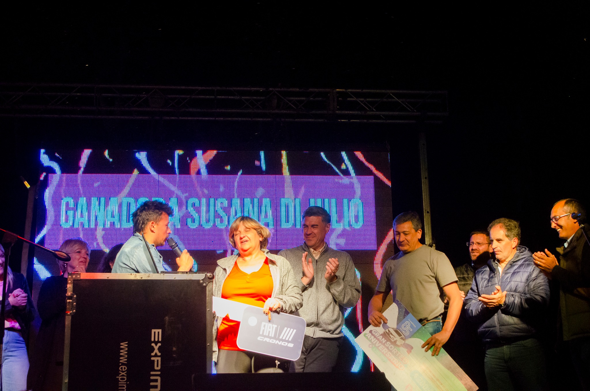 Este lunes en FM 10, hablamos con Susana Di Julio y Horacio Darretche ...